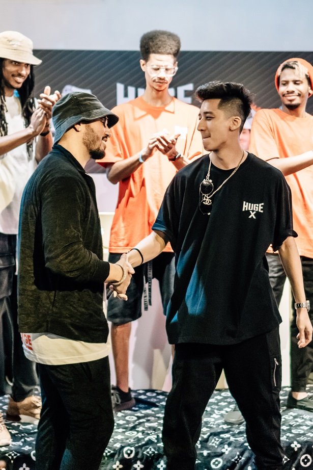 HugeX Brand Launch品牌發表會 幕後推手 James Tseng 再掀話題 - 灣兜 uantau