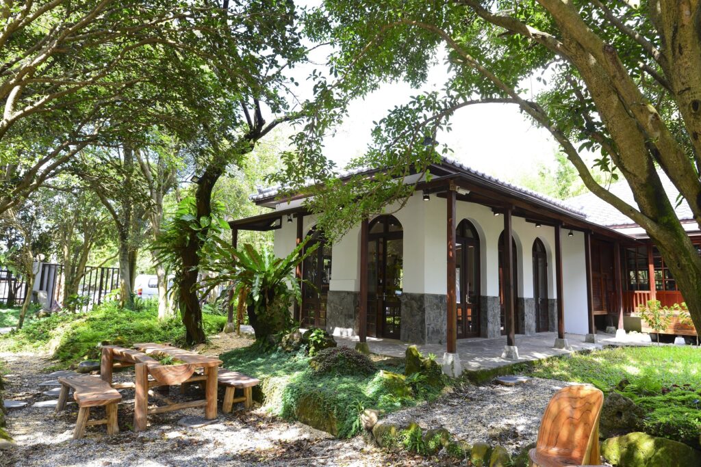 「創意來自限制」cama café 以美學為支點，五感體驗連結生活文化 - 灣兜 uantau